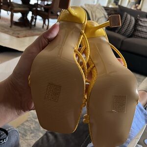 Shoes | Yellow Snake Texture Heels | Poshmark